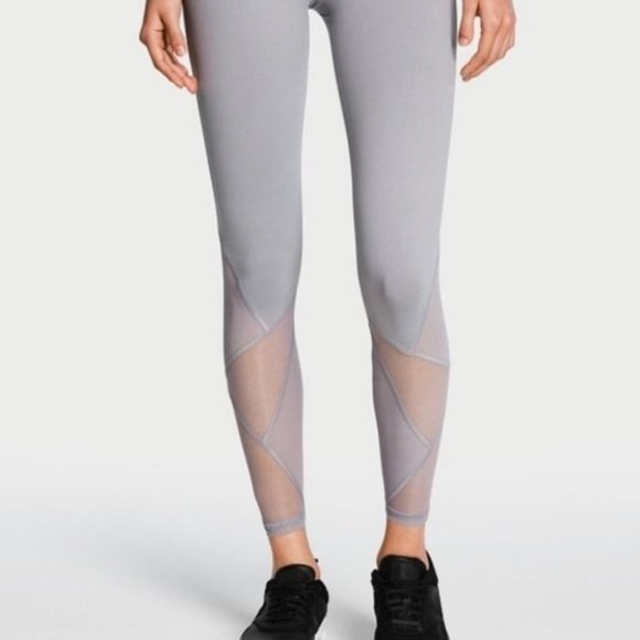 Victoria Secret Knockout Leggings